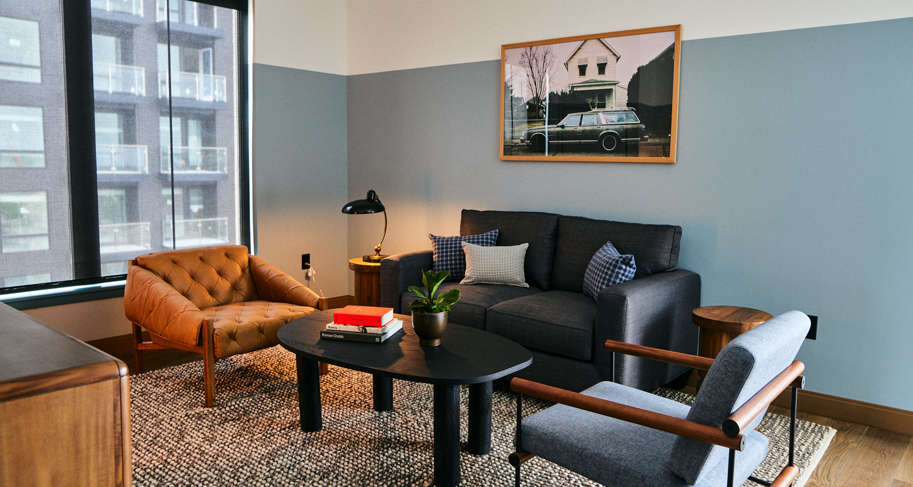 The Artists, ADA Wheelchair Accessible Hotel Suite | The Junto