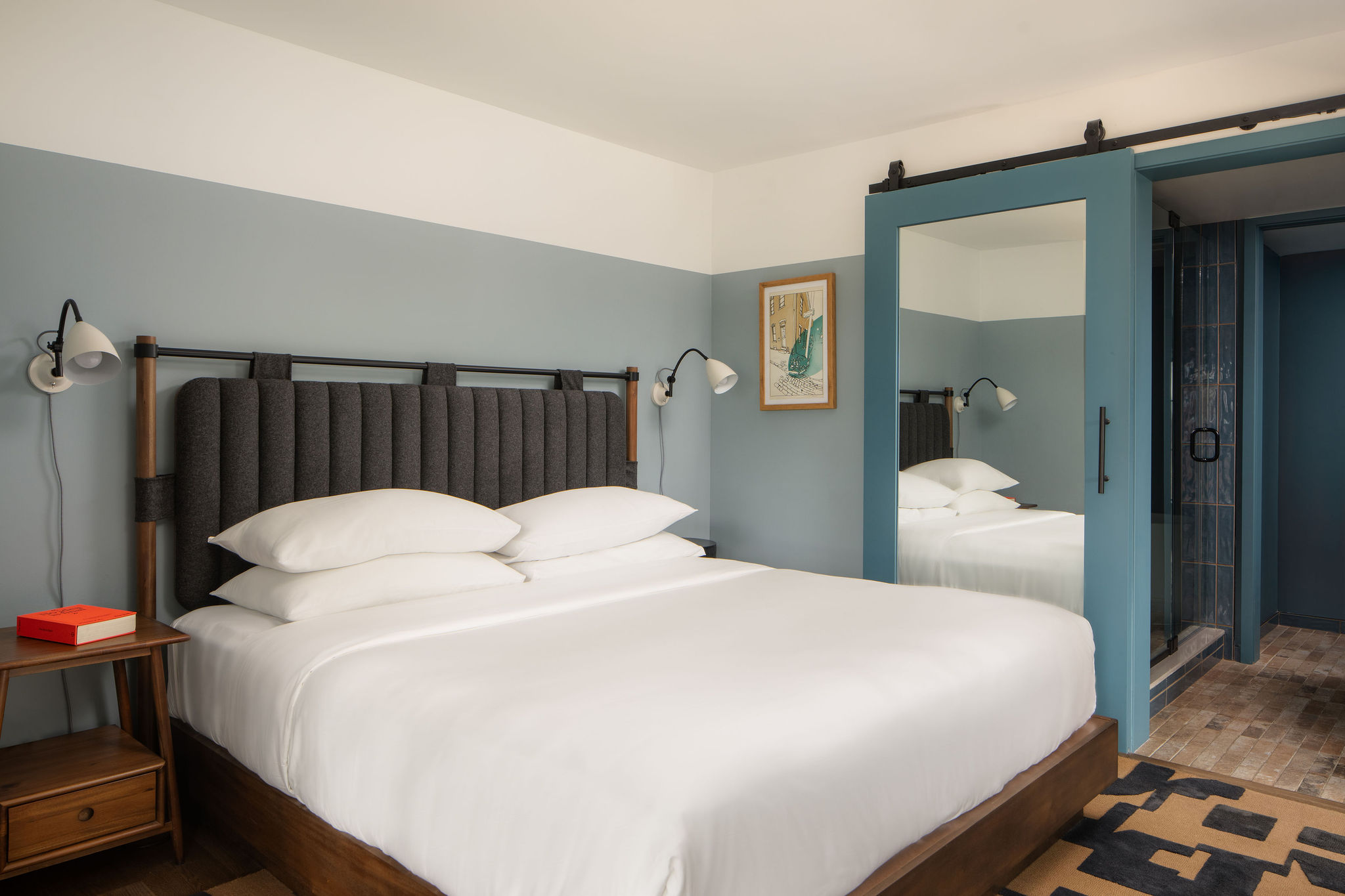 The Artist's Hotel Suite in Columbus, Ohio | The Junto